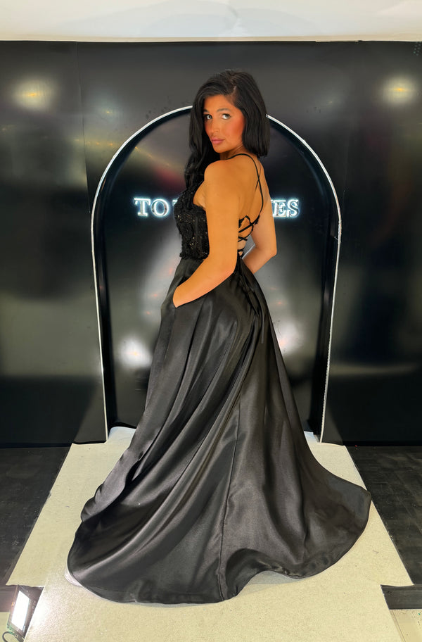 TNO190 - Black - To The Nines